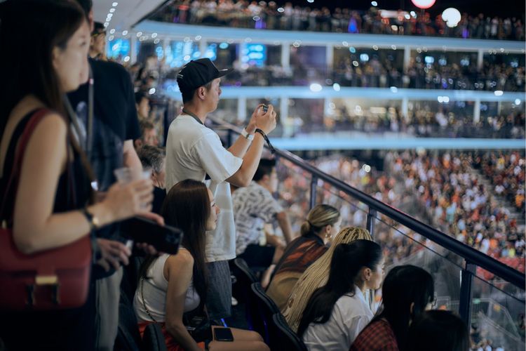 An Exhilarating Trackside Experience - comoclub.com